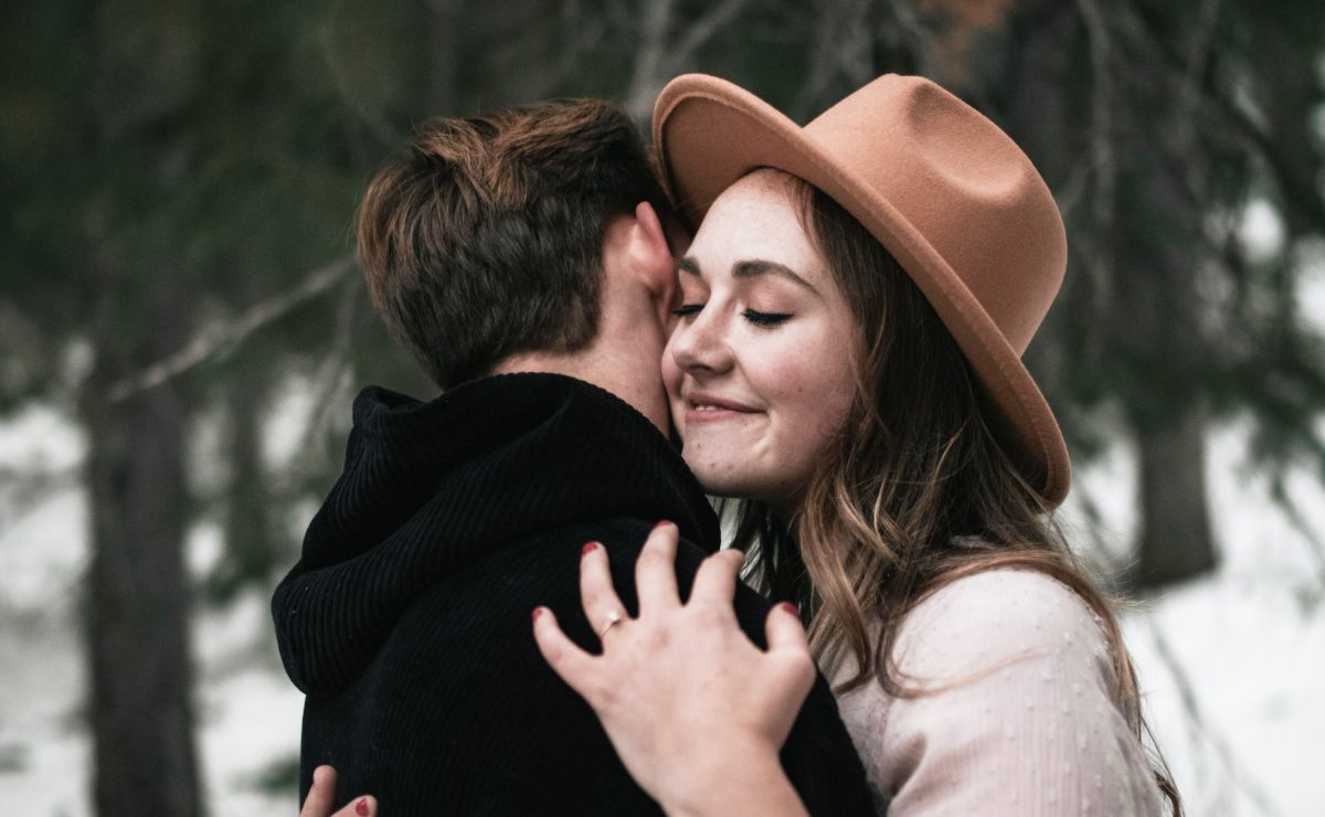 ¿Qué beneficios tienen los abrazos? UNAM lo explica | Generación ...