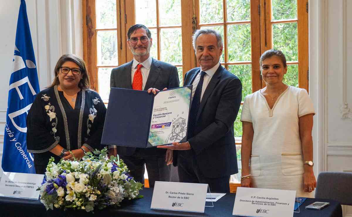 La EBC suma otros siete años de acreditación de la FIMPES | Generación Universitaria - EL UNIVERSAL